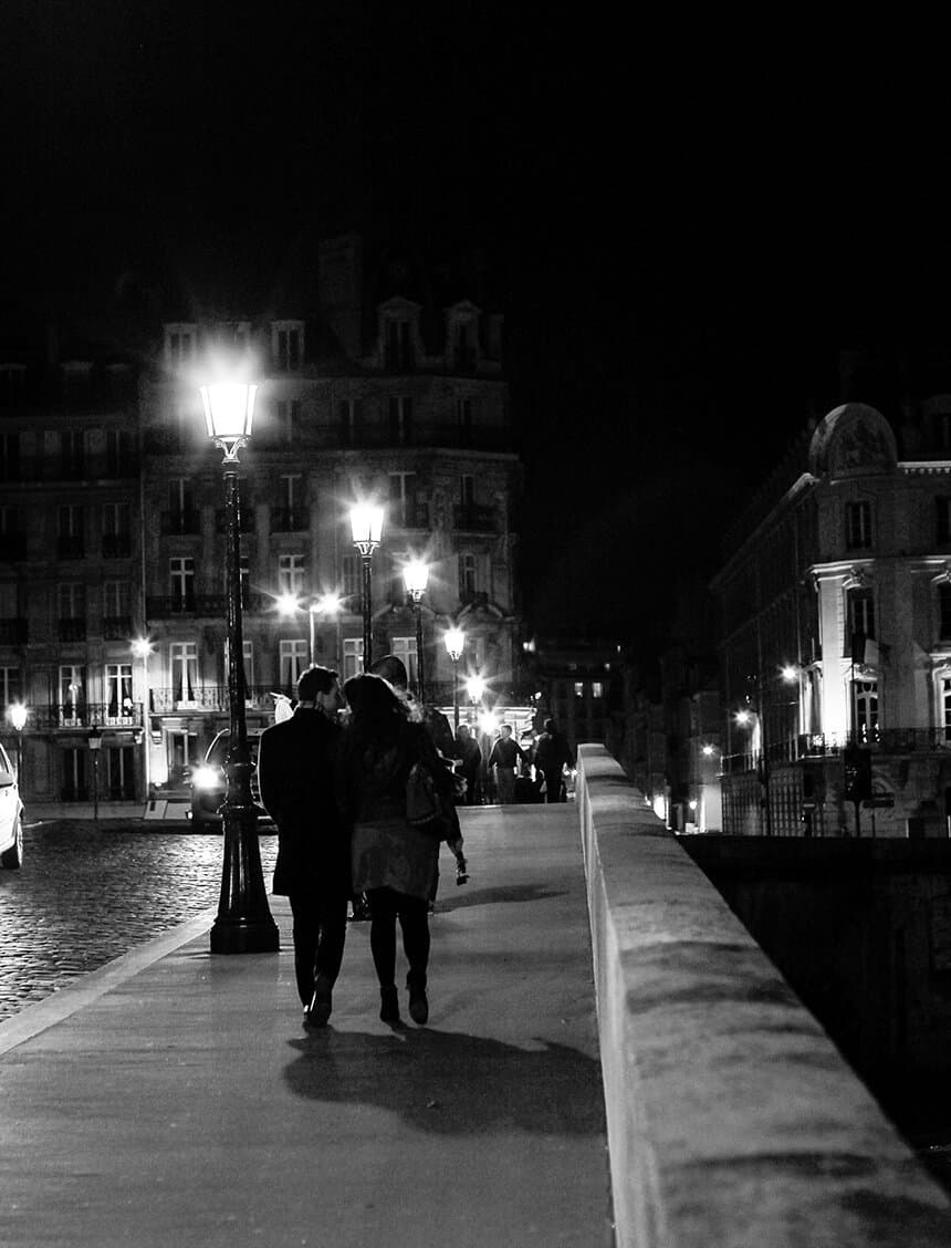 Paris a Love Story - Everyday Parisian