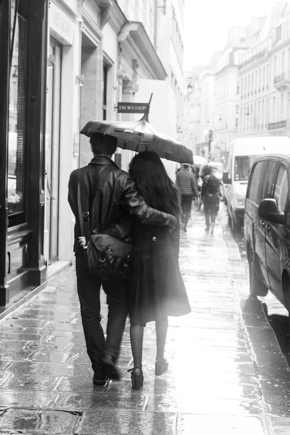 Paris a Love Story - Everyday Parisian