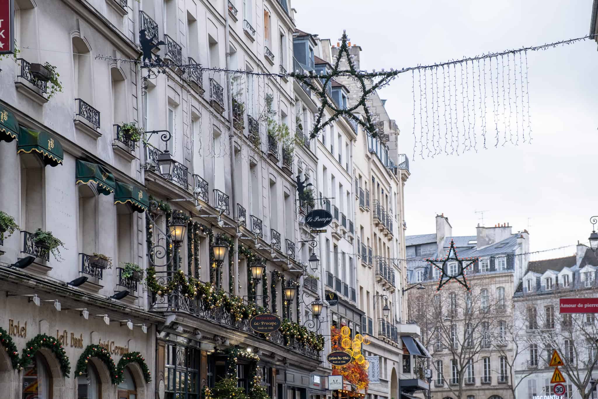 Top 5 Things to do in Paris in the Winter - Everyday Parisian