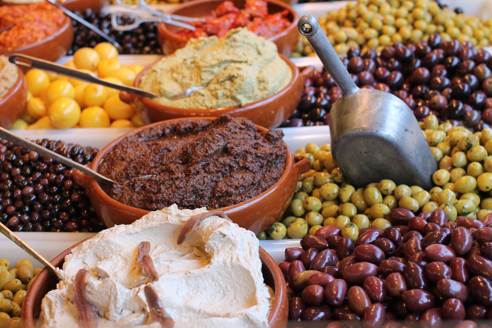 Top 5 Paris Markets to Explore - Everyday Parisian